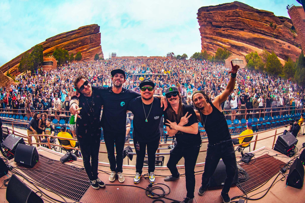 Music – The Elovaters